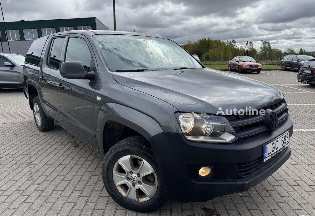 Volkswagen Amarok automobil