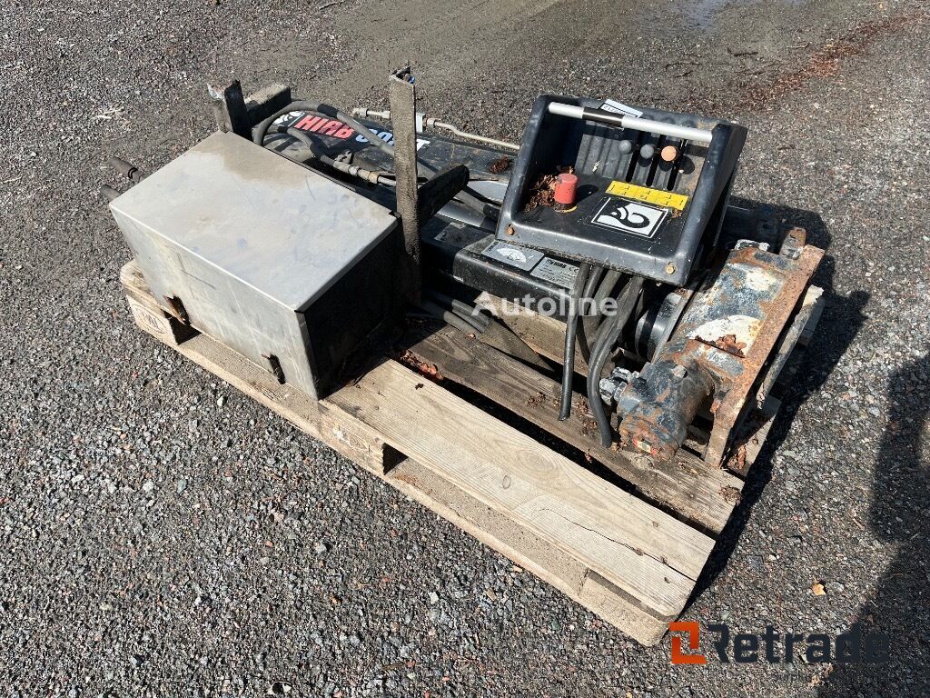 Prodaje se HIAB 008 T autodizalicu s kranom na aukciji