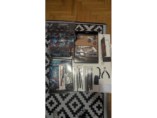 Warhammer 40,000 Introductory Set + dodatna oprema