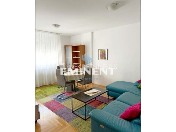 Voždovac, Naselje Stepa Stepanović, Timočke divizije, 3.0, 68m2, 700 EUR