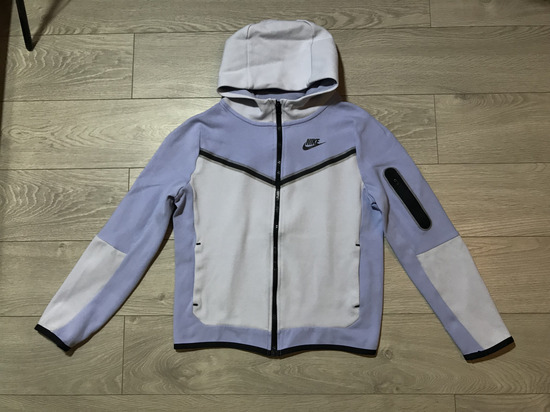 Original NIKE Tech Fleece dečiji vel. L