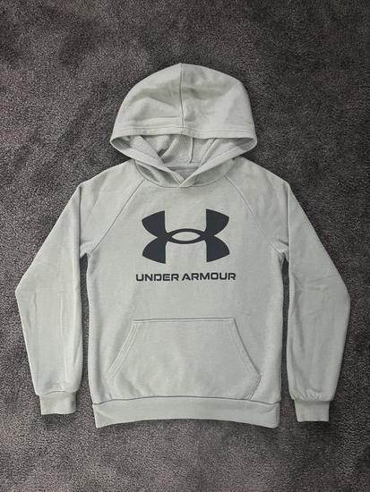Under Armour duks
