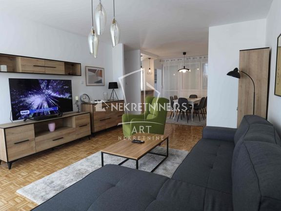 Blok 63, 87m2 , renoviran ID#11675