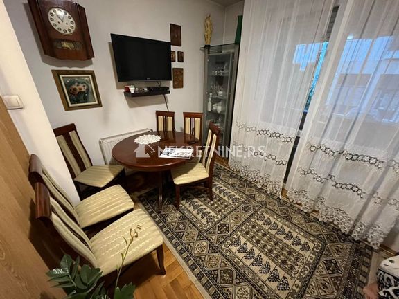 Dvosoban - 39m2 - Podbara