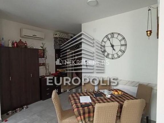 Na prodaju stan–White Hill Residence,Novi Banovci ID#8342