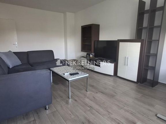 Hotel YU, renovirano, odmah useljiv ID#8164