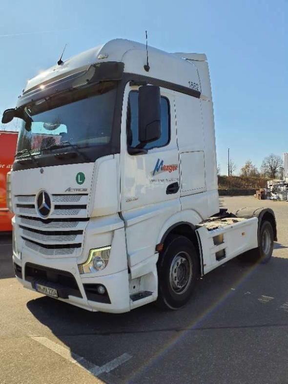 Mercedes-Benz Vehicle Tractor 4x2 Standard tegljač (691270)