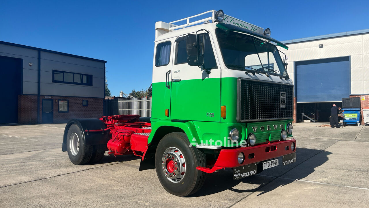 Volvo F89 tegljač