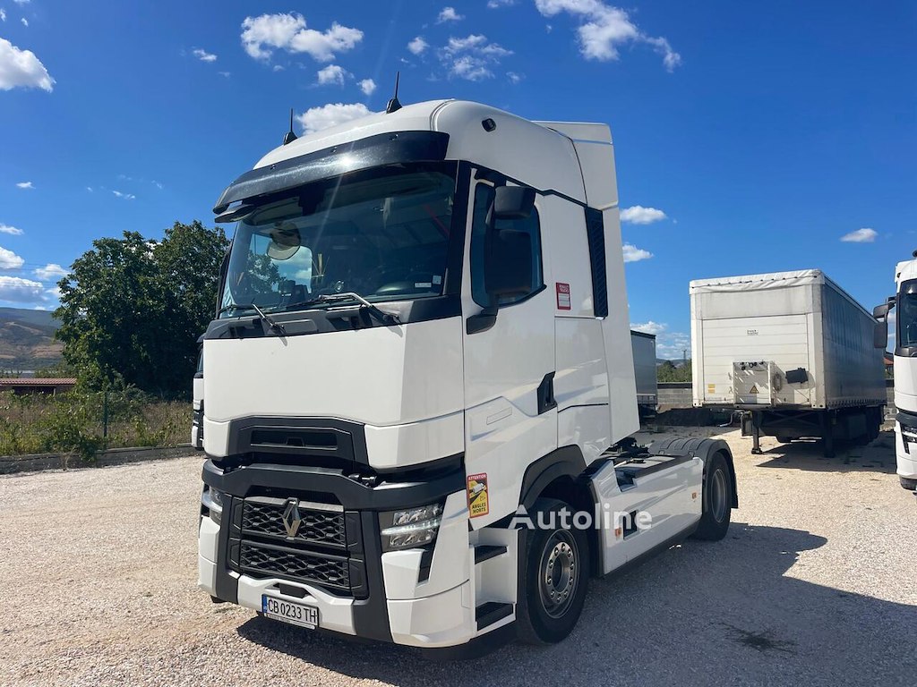 Renault T480 tegljač
