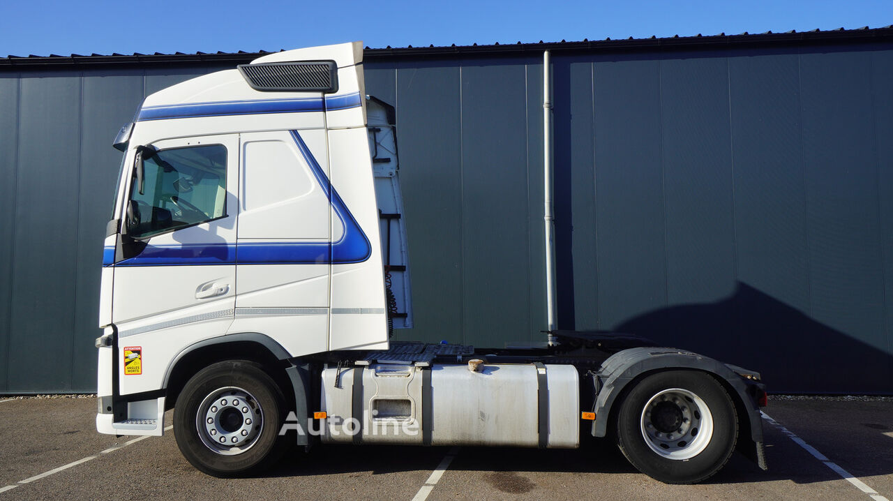 Volvo FH 420 EURO 6 GLOBETROTTER WITH TRS tegljač
