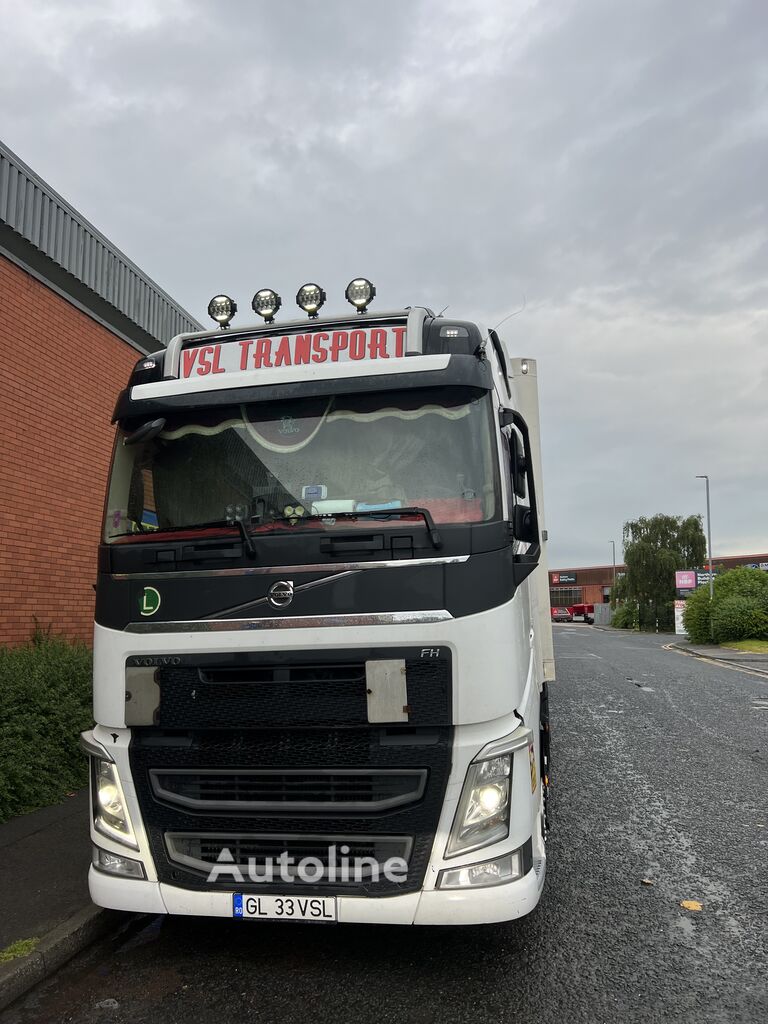 Volvo FH 500 tegljač + poluprikolica hladnjača