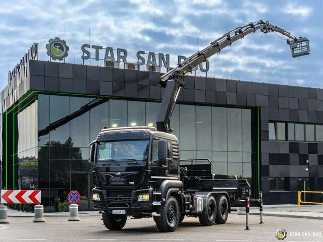 MAN TGS 26.420 6x6 HMF 3000 K6 Fly Jib Crane Basket tegljač