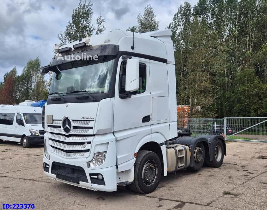 Mercedes-Benz Actros 2551 tegljač
