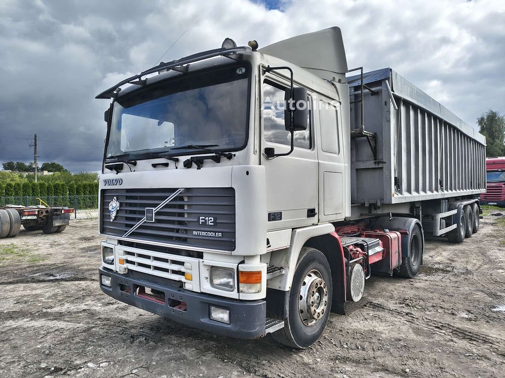Volvo F12 tegljač