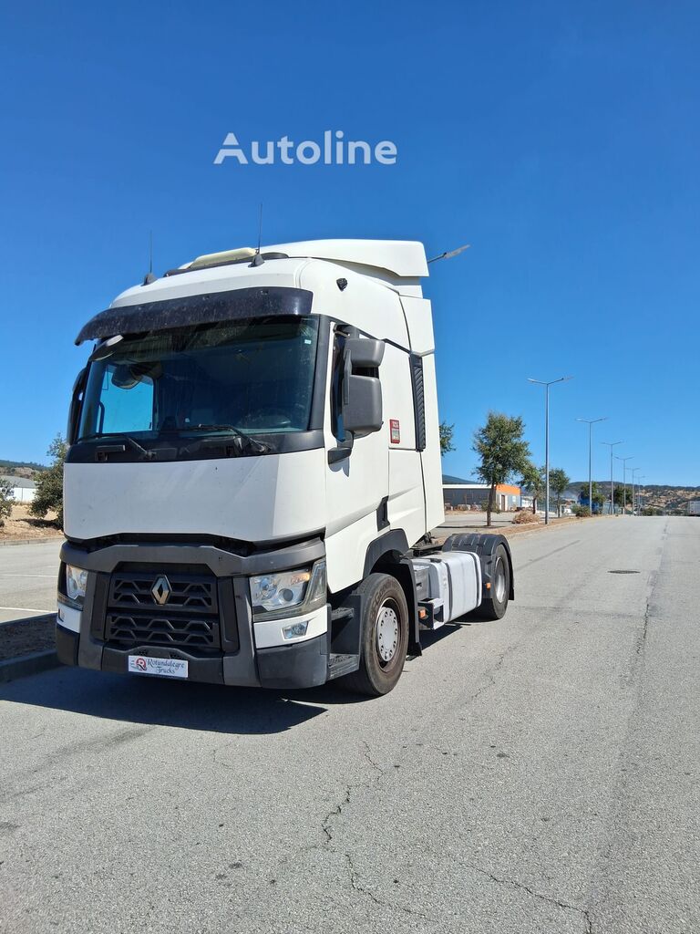 Renault T460 tegljač