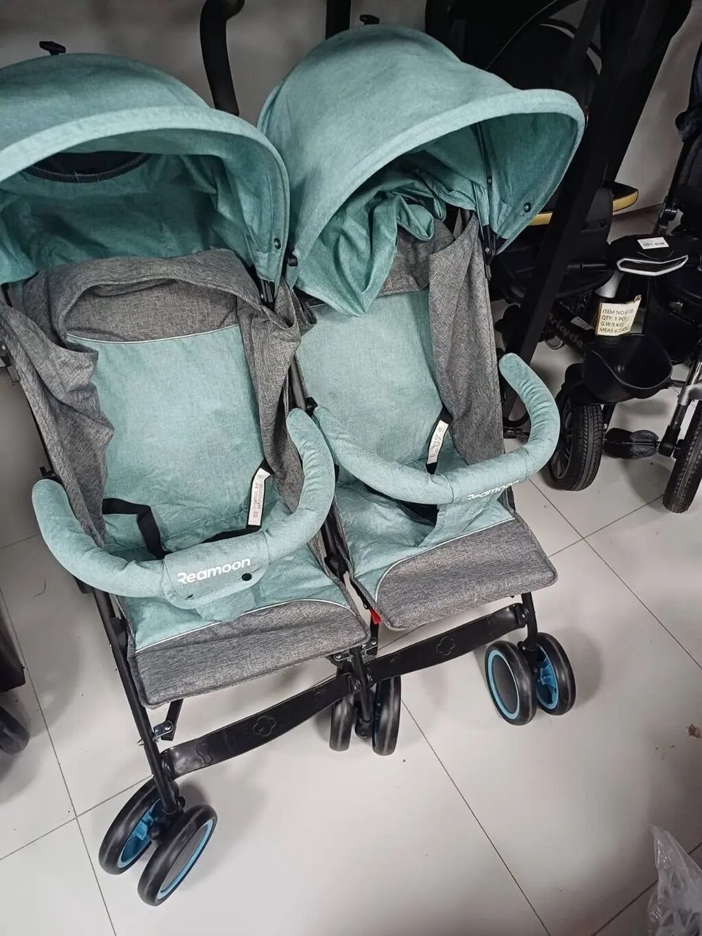 Dečija kolica za blizance – Reamoon Cena 24500 din.Slanje brzom postom