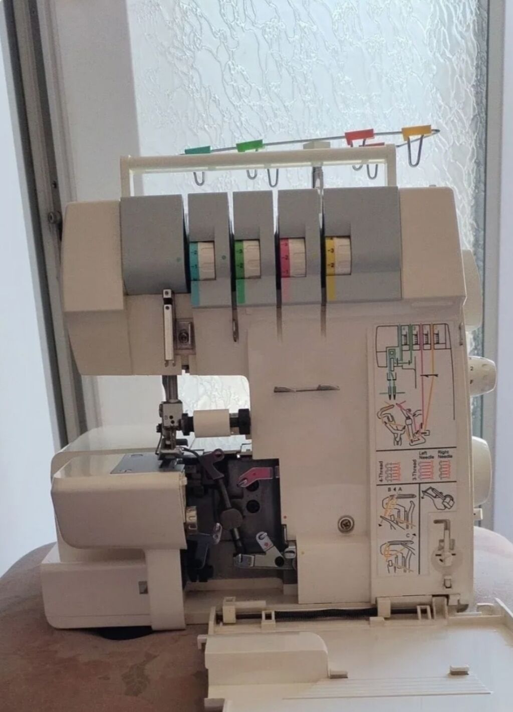 Pfaff Hobbylock 4762 – elektronski overlock sa diferencijalnim