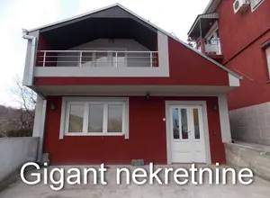 Izdavanje Kuća - Beograd, Palilula: Padinska Skela - Dunavac