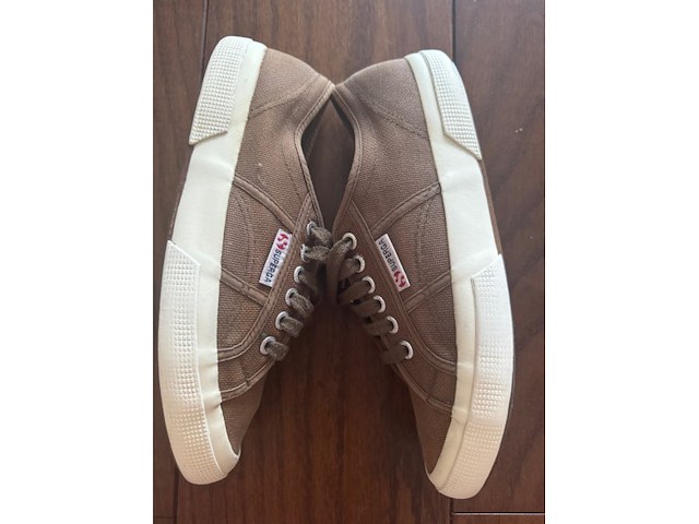 Superga patika 40