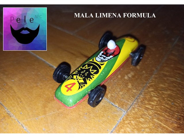 Stara igracka - mala limena formula