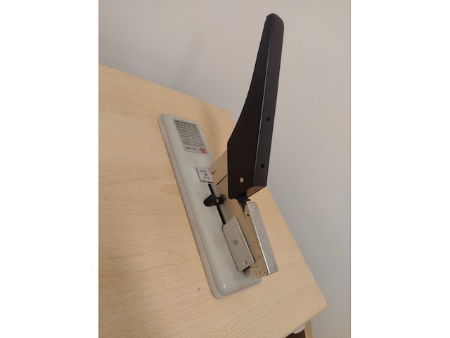Heftalica DL-160