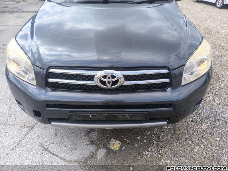 Toyota RAV 4 Kompletan Auto U Delovima
