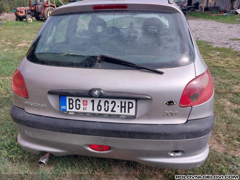 Peugeot 206 1.6.1.4.2.0 Kompletan Auto U Delovima