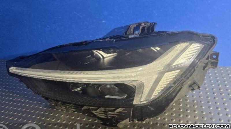Volvo XC60 L Full Led Svetla I Signalizacija
