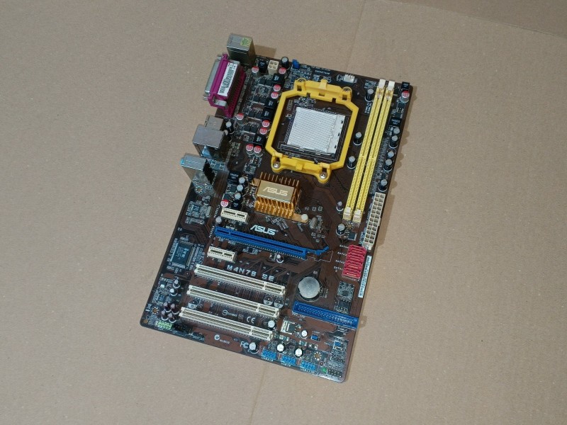 Asus M4N78 SE - am2+, am3 ploca