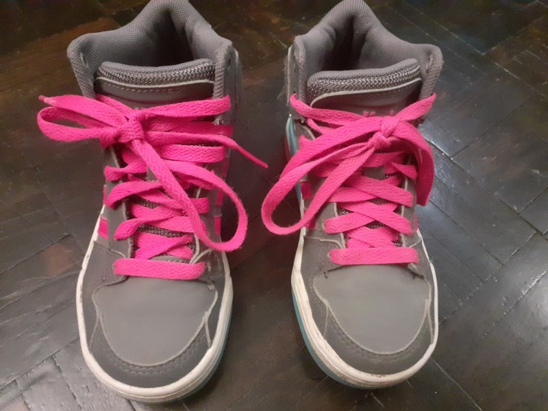 Adidas kozne polu-duboke patike, 29, u.g. 18
