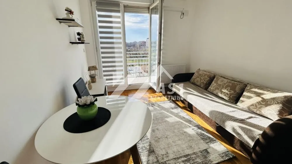 Izdavanje, stan, 27m2, Detelinara, Novi Sad, Novi Sad