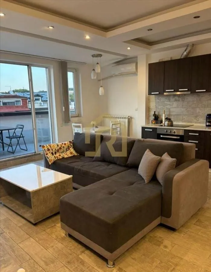 Izdavanje, trosoban stan, 92m2, Đeram Pijaca, Beograd