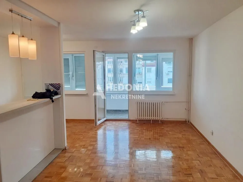 Prodaja, dvosoban stan, 76m2, Novi Beograd Blok 72, Novi Beograd, Beograd