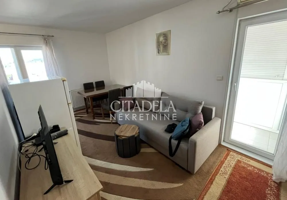 Prodaja, jednosoban stan, 33m2, Kneževac, Beograd