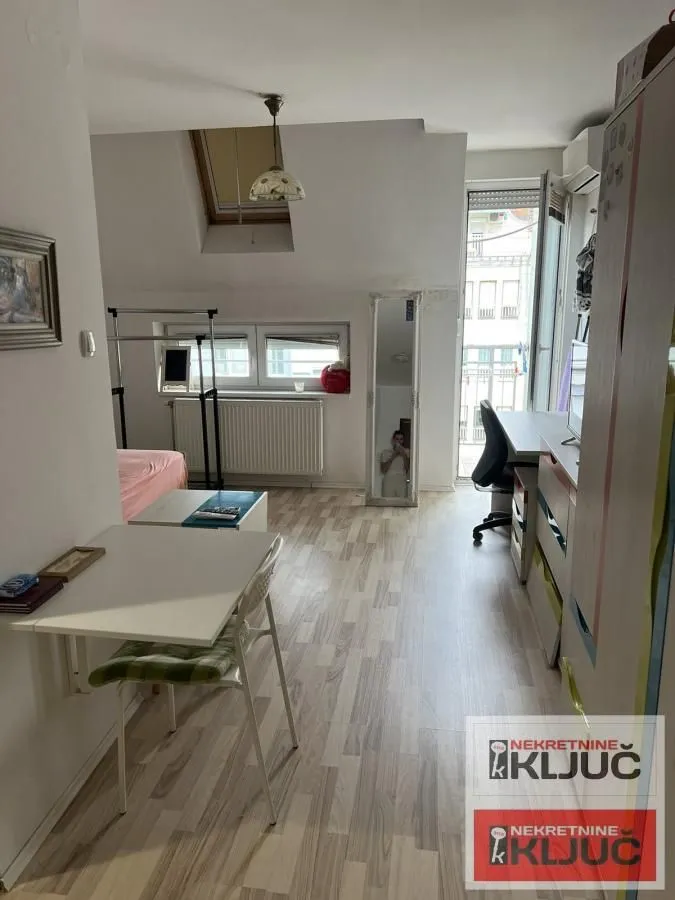 Prodaja, jednosoban stan, 25m2, Grbavica, Novi Sad, Novi Sad