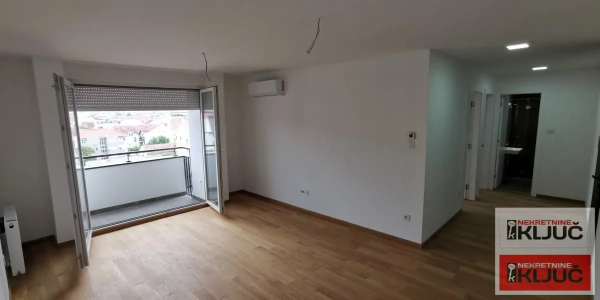 Prodaja, trosoban stan, 59m2, Bulevar Evrope, Novi Sad, Novi Sad