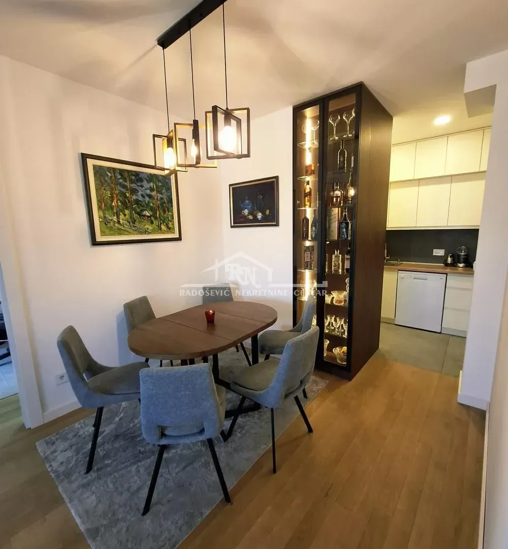 Prodaja, trosoban stan, 61m2, Dušanovac, Voždovac, Beograd
