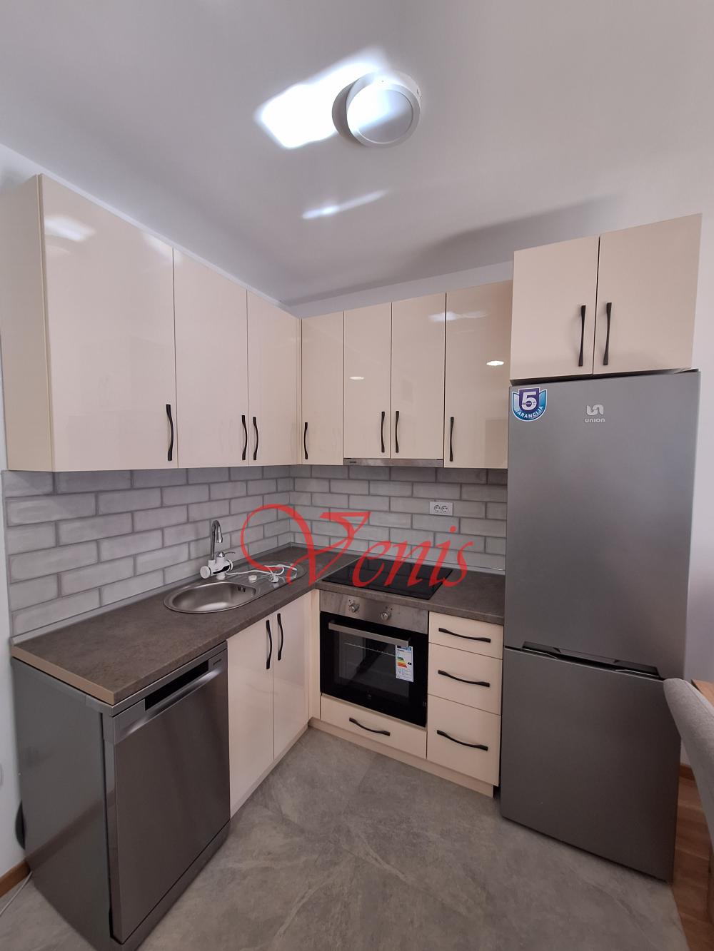DETELINARA ul.Orlovića Pavla 38 m2 - 450 Evra NOV - USELJIV ID#2221 450 €