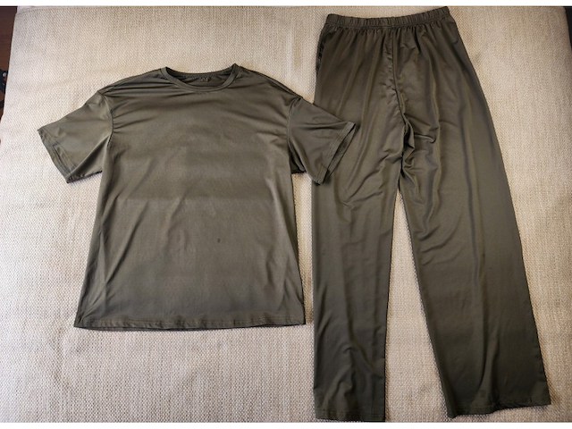 NOV Shein komplet pantalone i bluza