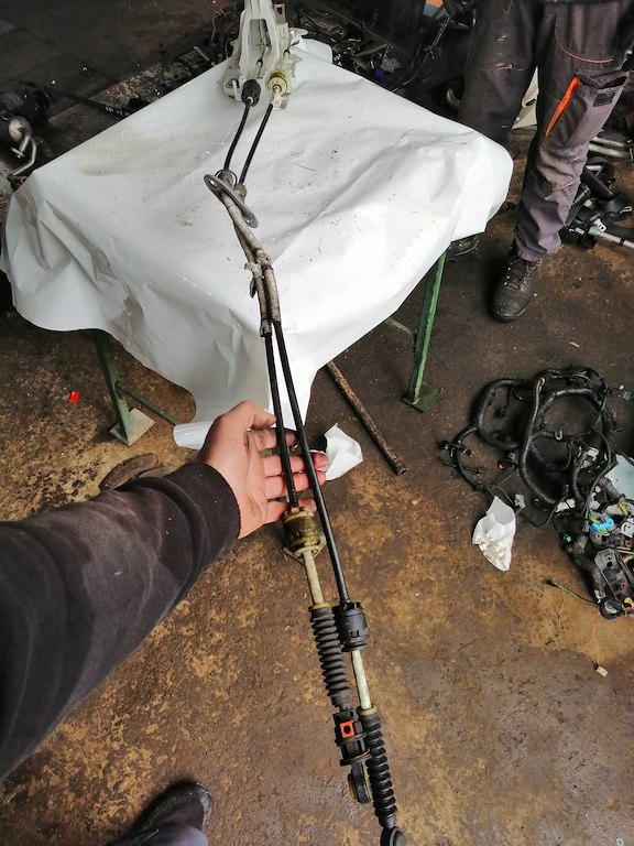 Kabl za menjač brzina 31325664