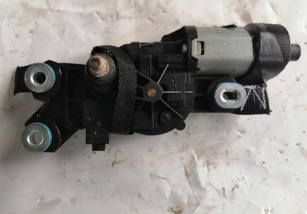 MOTOR BRISAČA POZADI 31290787