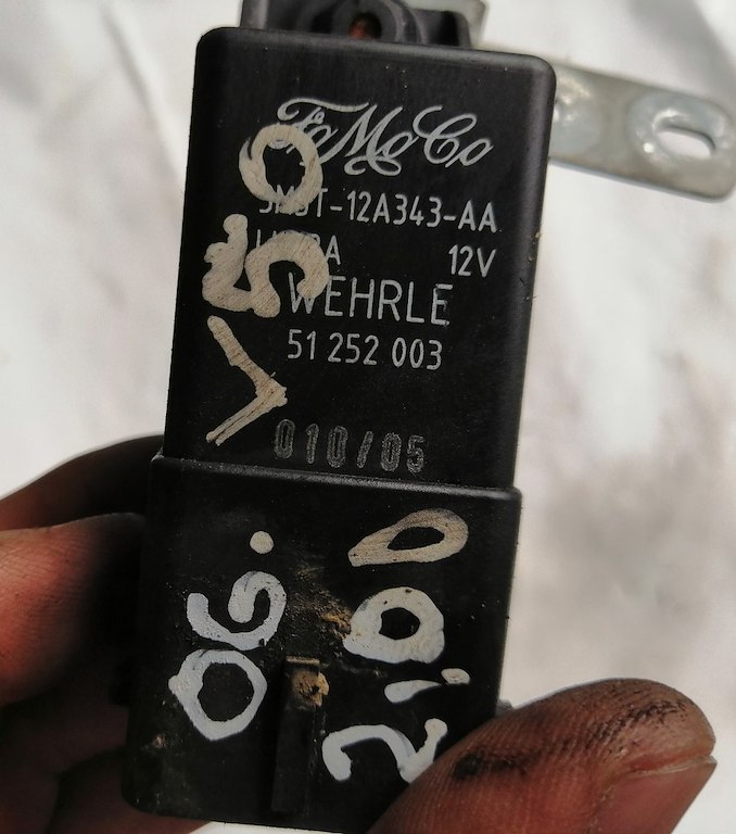 RELEJNA KUTIJA 8692616