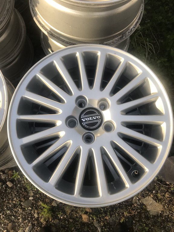 Aluminijumska felna 6.5J x R16 ET 43