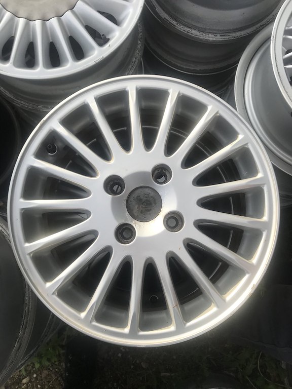 Aluminijumska felna 6.5J x R16 ET 44