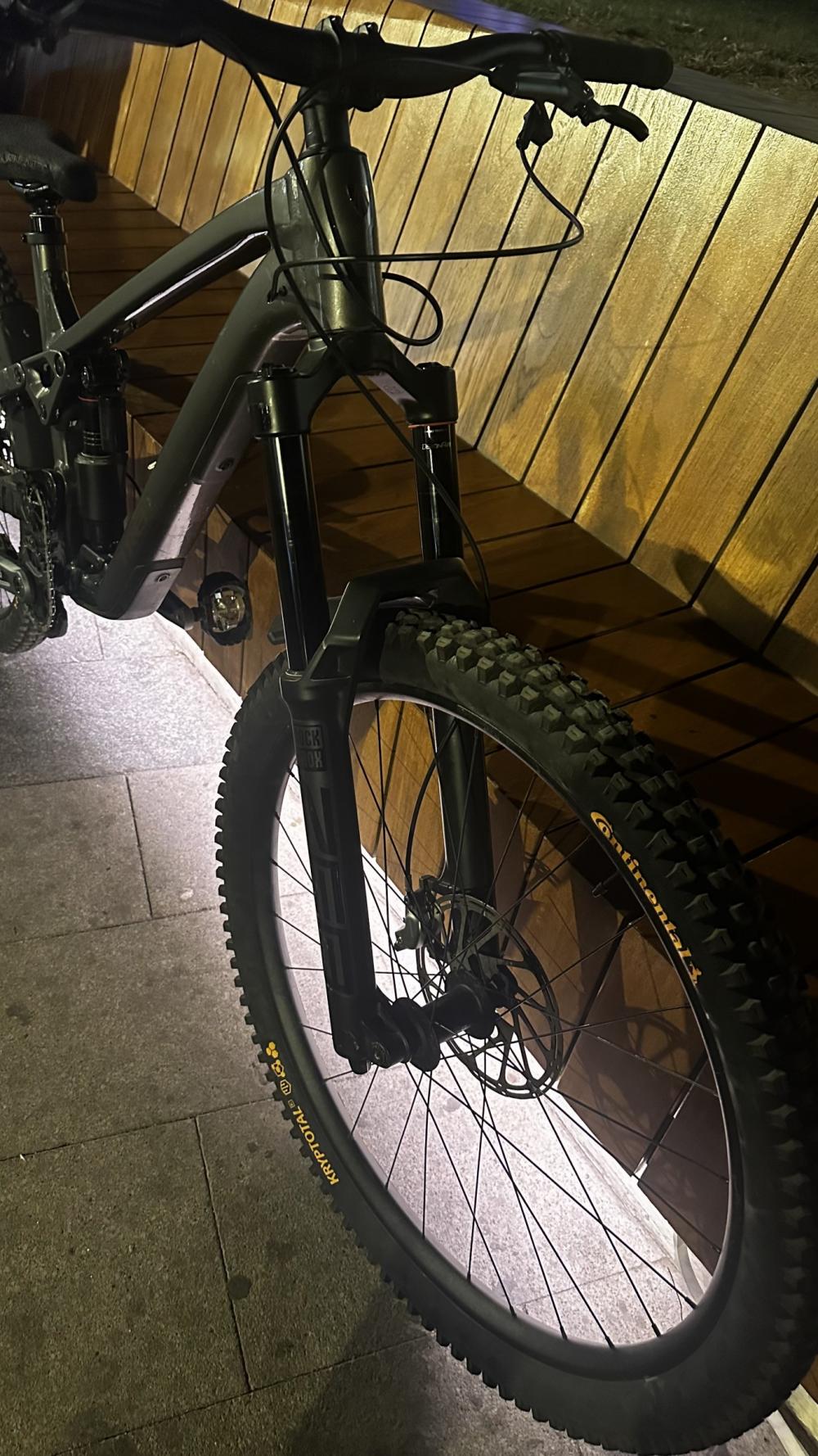 Trek slash