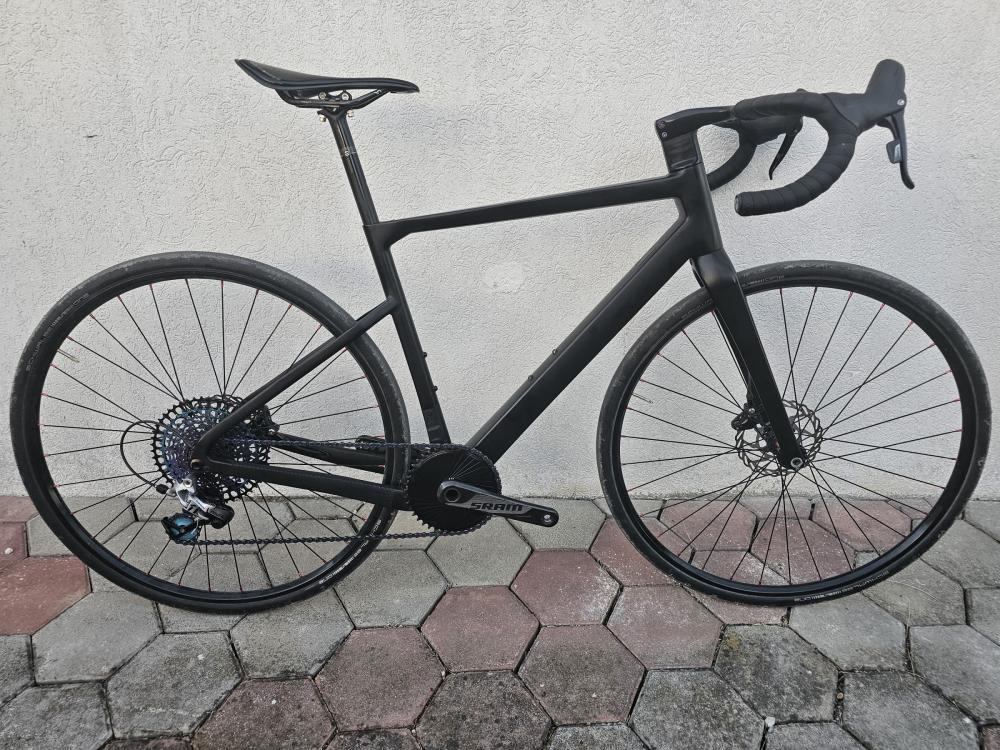 Velo Carbon. 54 M 1x11 Prishtina
