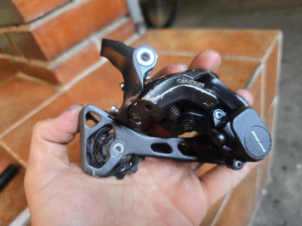 XT 8000 11s zadnji