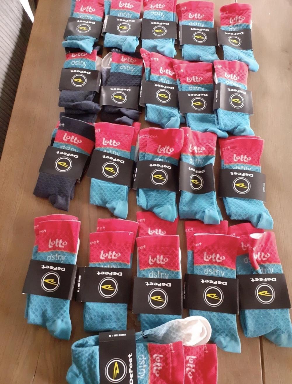 20x Original Defeet Lotto Dstny carape XL