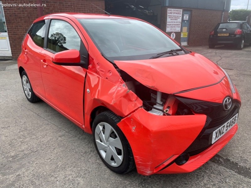 OTKUP VOZILA - PRODAJA DELOVA RAV4 CELICA AVENSIS AYGO YARIS