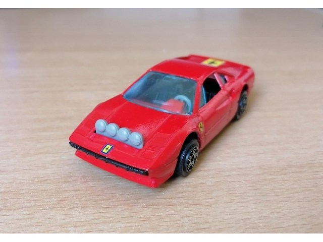 1:43 Burago Ferrari 308 GTB, rally, crveni
